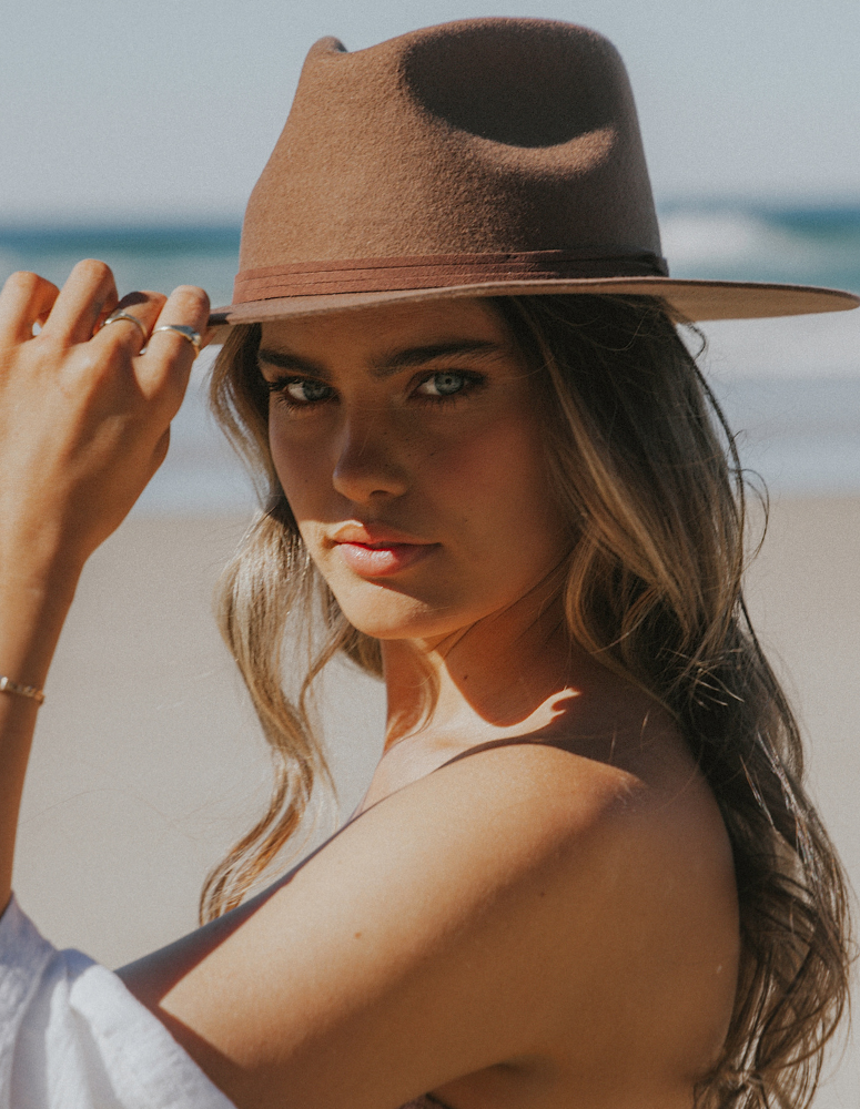 Wategos Fawn – 28 Eastern